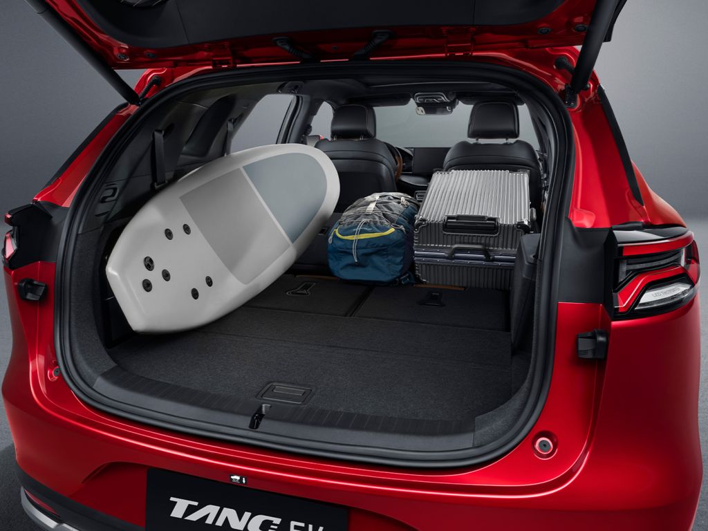 BYD TANG / drive ME GmbH